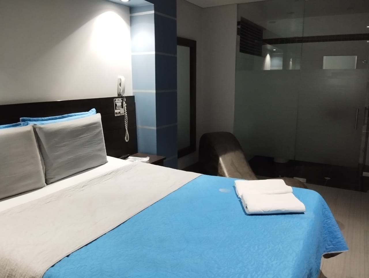 Motel Elixir en 1 de Mayo / Carvajal : MotelNow