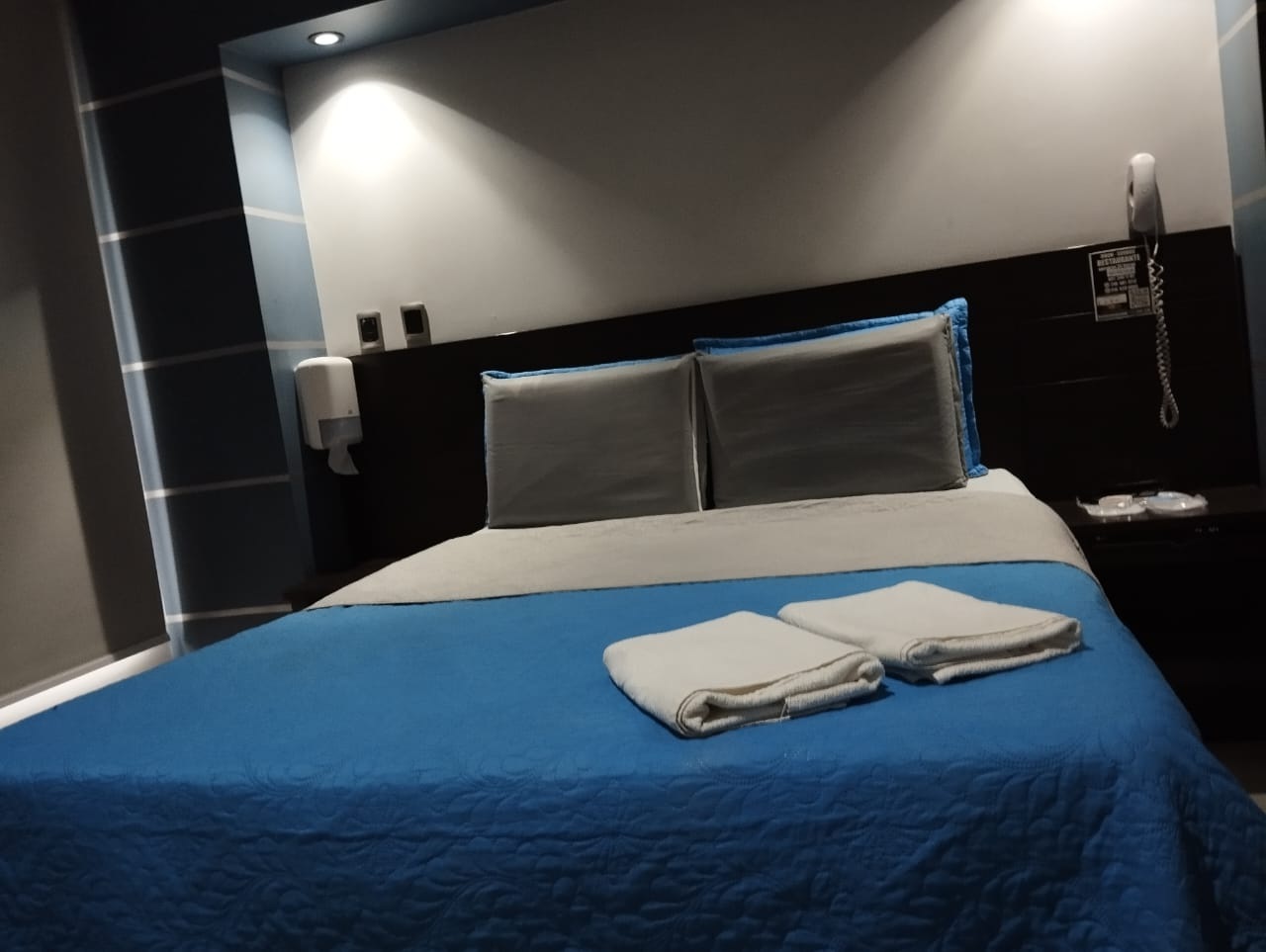 Motel Elixir en 1 de Mayo / Carvajal : MotelNow