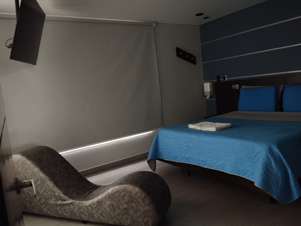 Motel Elixir en 1 de Mayo / Carvajal : MotelNow